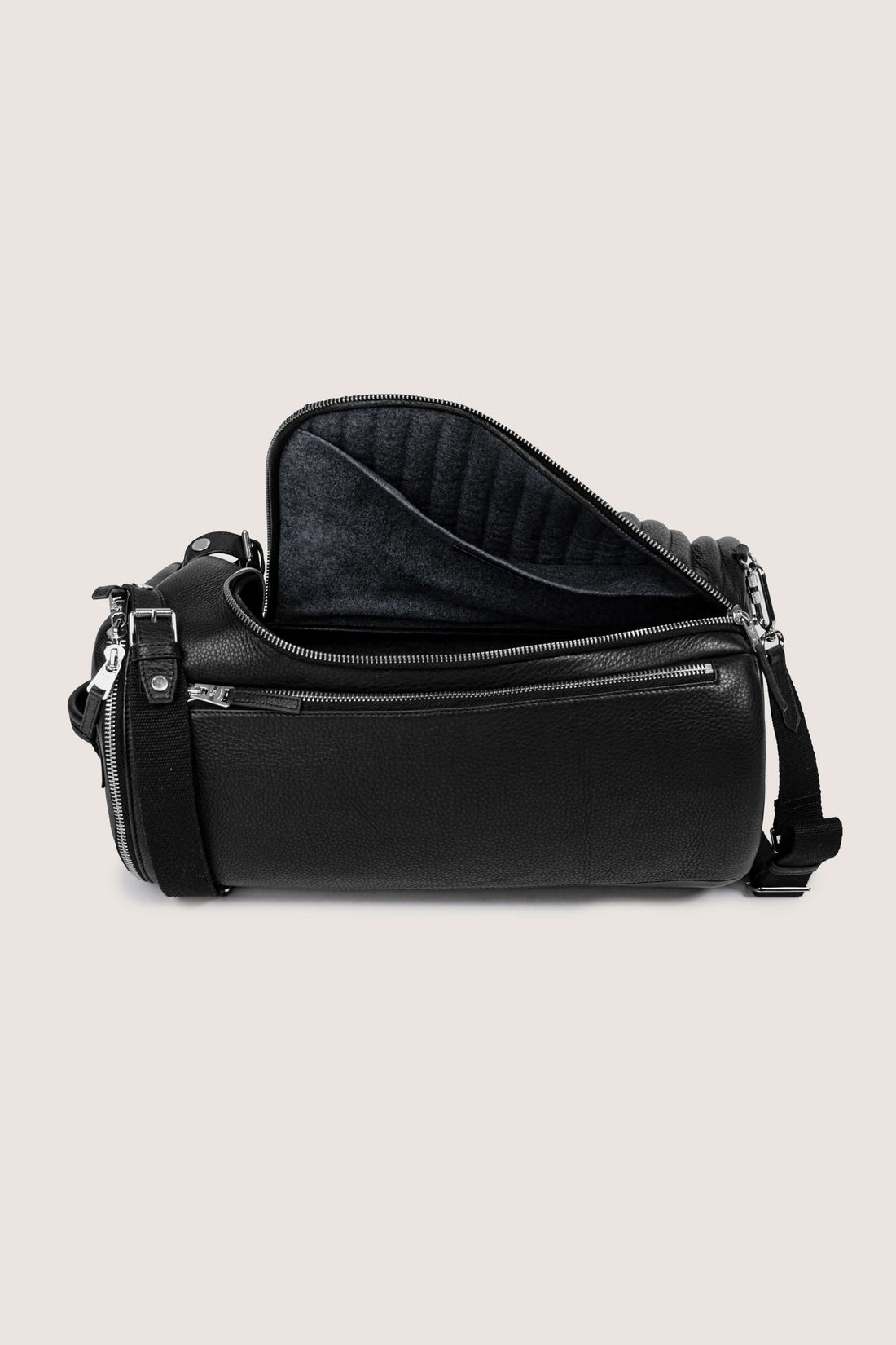 Leather Barrel Bag (Woman) – BODA SKINS