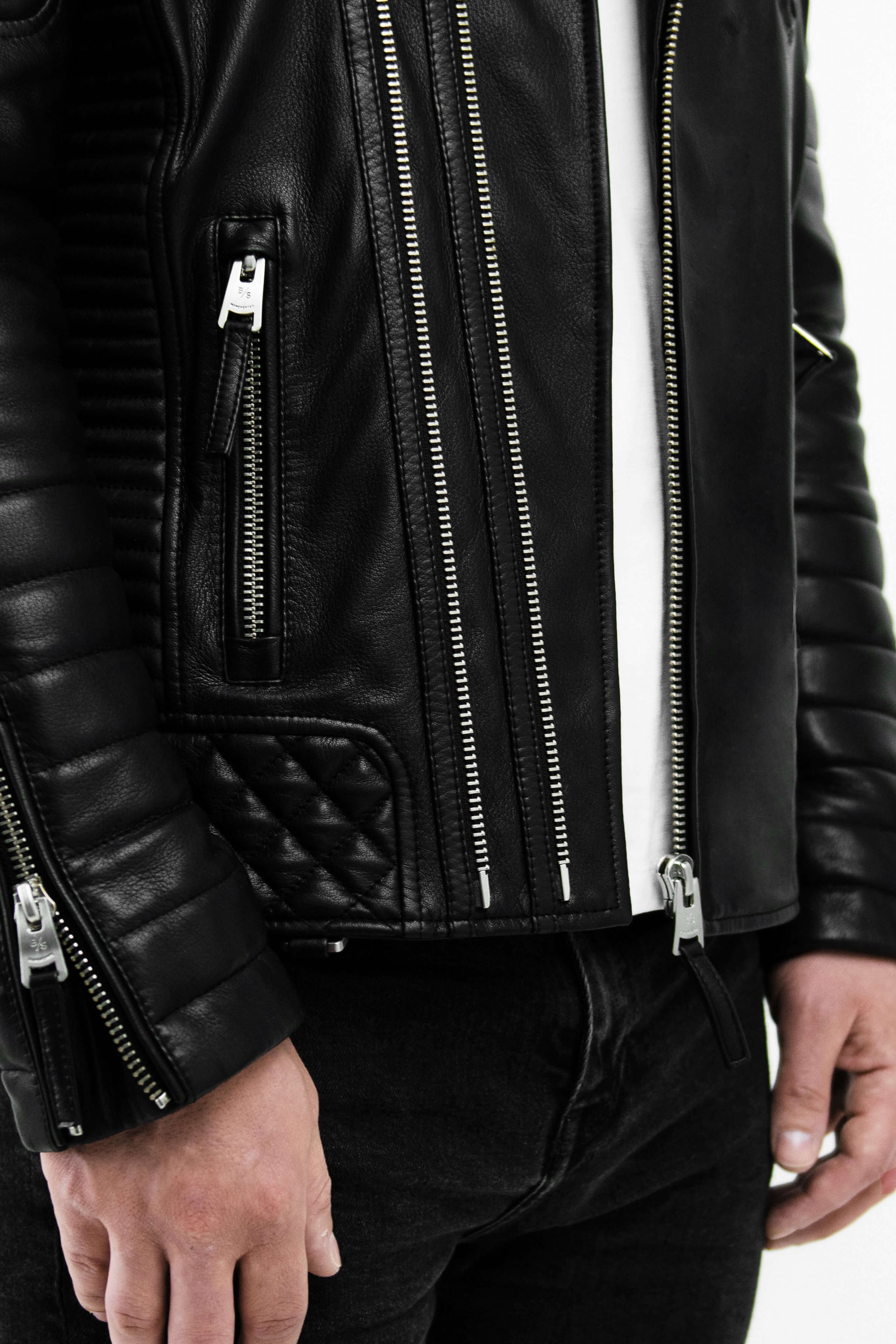 Kay Michaels: V Fit Leather Jacket | BODA SKINS